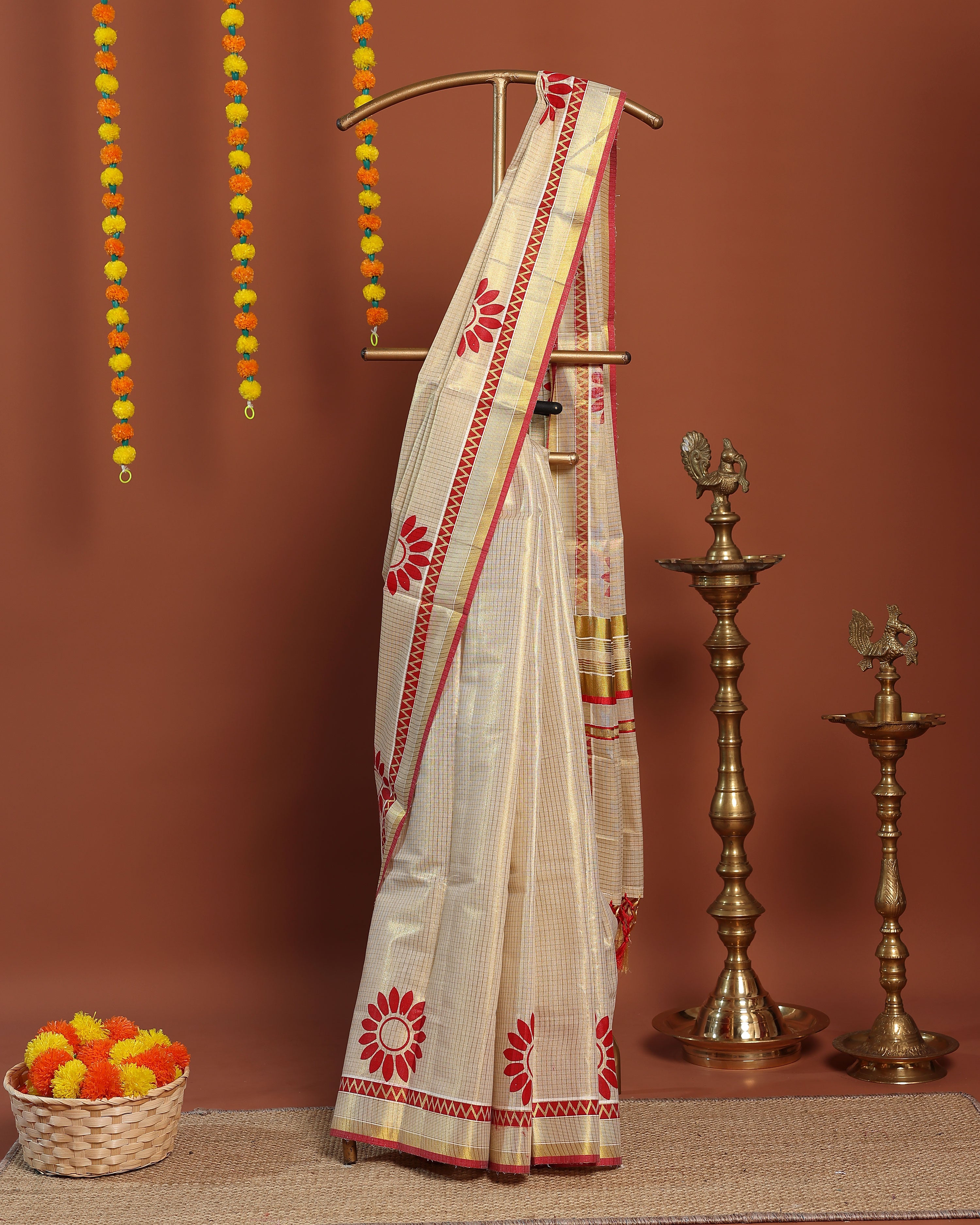Traditional Kerala Kasavu Saree with Floral Motifs - Cream
